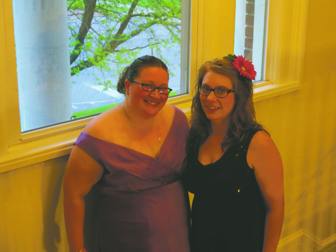 Mom Prom helps Caring For Life raise money for families in need | News ...